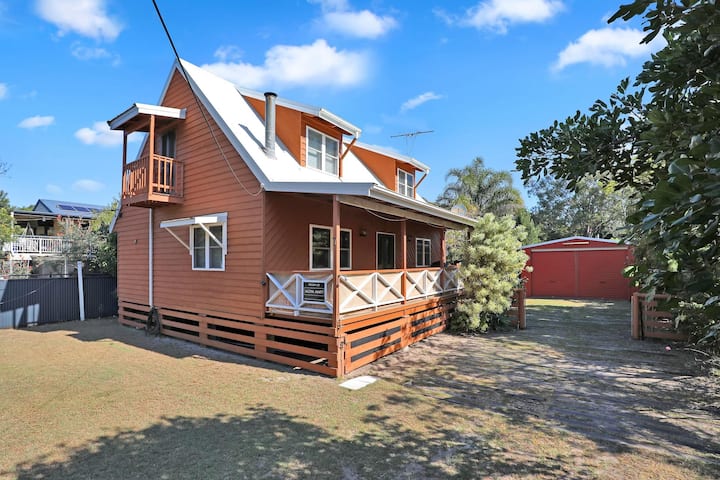 Chalet Style Home Close To Beach - Moreton Island