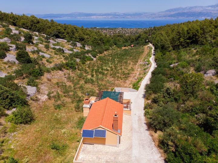 Maison Vicko (27551-k1) - Supetar