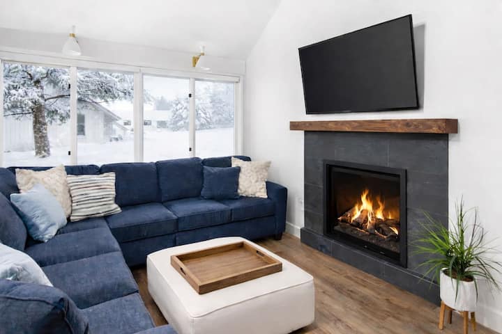 Relax In Style W/resort Amenities + Prime Location - Stowe, VT