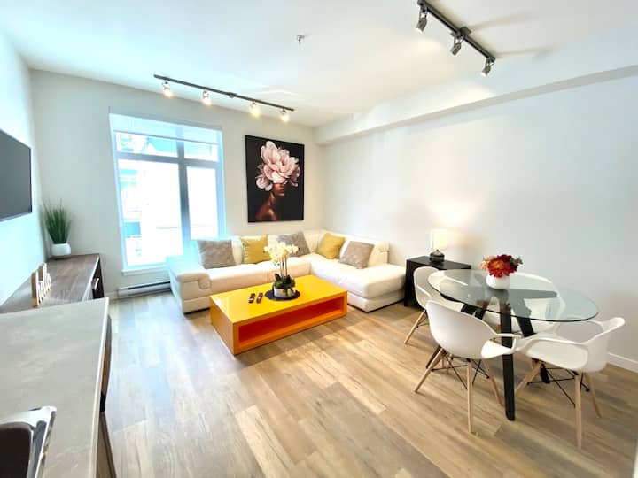 Lovely One Bedroom Suite - Sidney