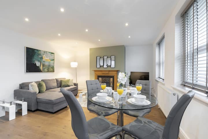 1-bedroom Top Floor Apartment - Winchcombe