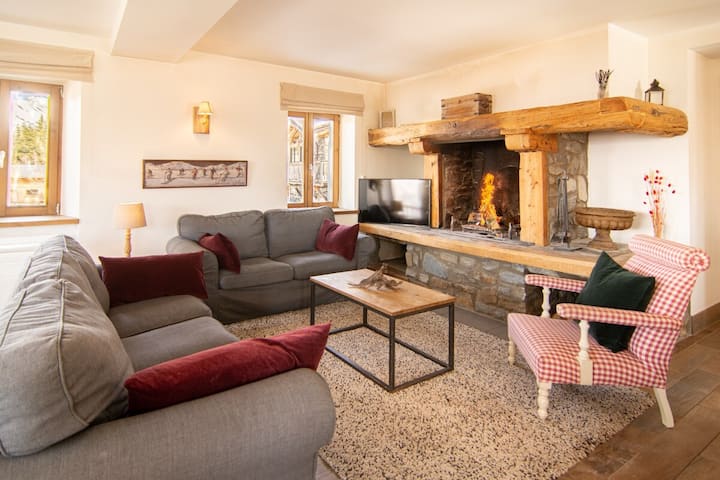 Chalet Apt. L'aiguille Grive, Arc1600, Ski In/out - Bourg-Saint-Maurice