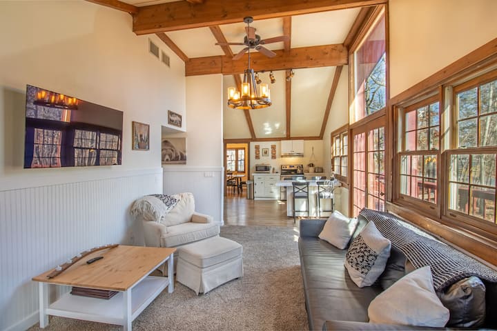Pet Friendly, Resort Amenities, Game Room! - Shenandoah, VA