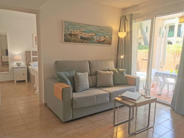 Planta Baja Con Patio Privado Y Piscina Comunal - Port de Pollença