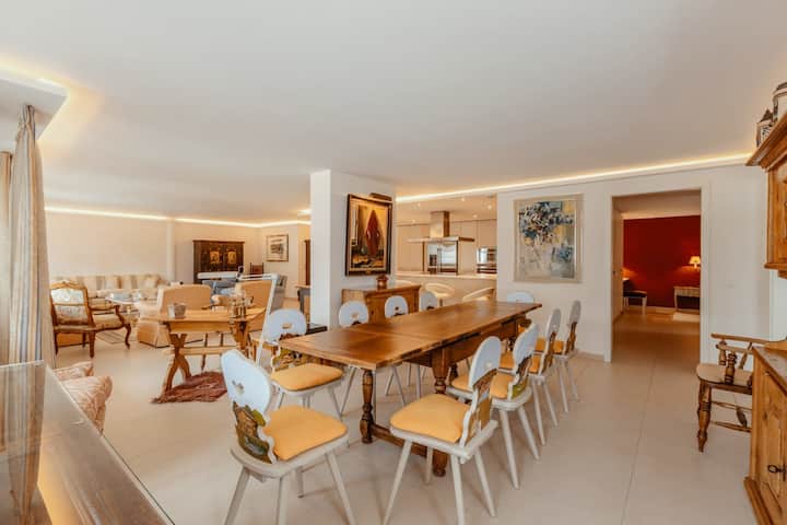 Gstaad Center Top Luxury Apartment 2 - Gstaad