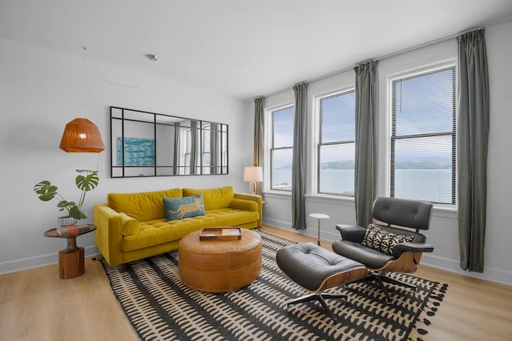 Norblad Hotel Astor Suites - D'amis - Astoria, OR