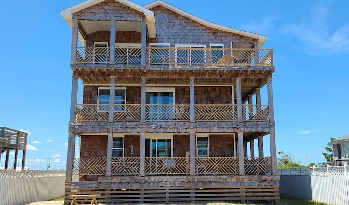 6812 Beach Rd, Semi-oceanfront/pool/hot Tub - Nags Head, NC