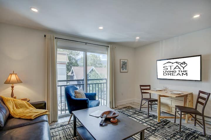 Gorgeous High End Remodel Downtown!  Town Center! - Breckenridge, CO