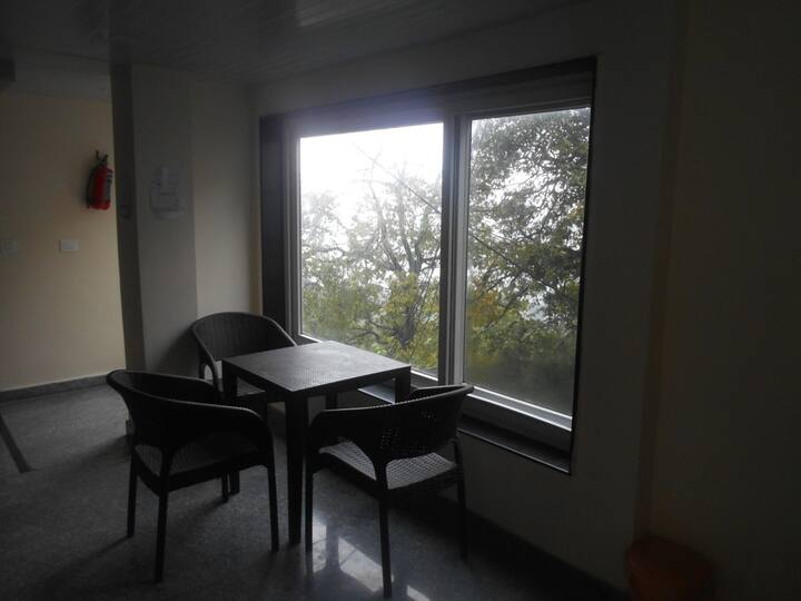 Superior Non View Room - Mussoorie