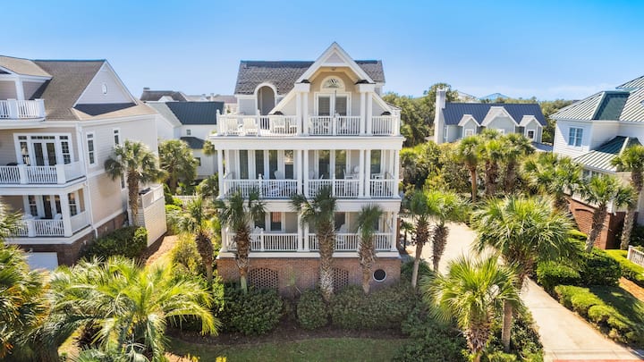Walking Distance To The Beach In Conveniently Located Ocean Park - Georgetown, SC