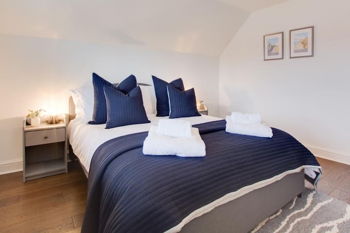 5 Bed In Bodham (Oc-2204) - Holt