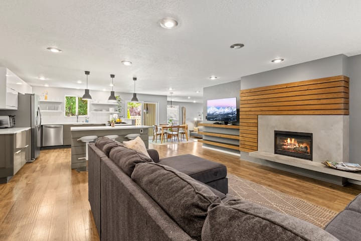 Zen W/ Hot Tub, Office, Yard, Dog Friendly, Park - Bend, OR