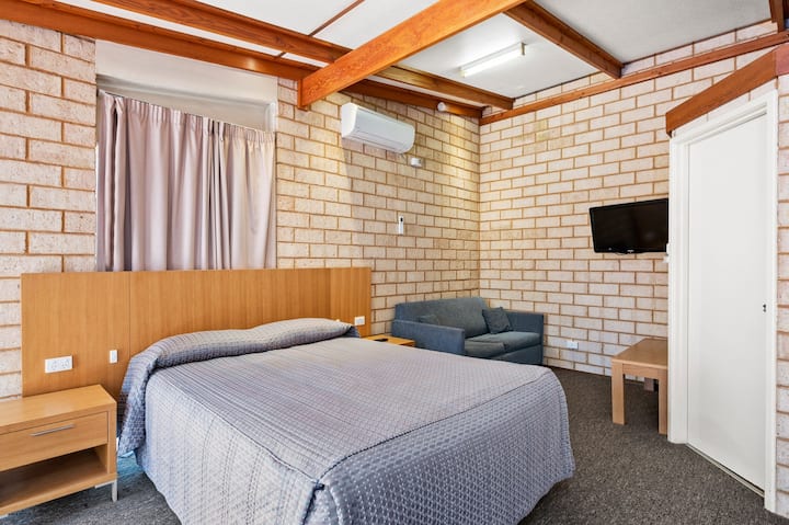 Studio Apartment - Kalgoorlie - Boulder