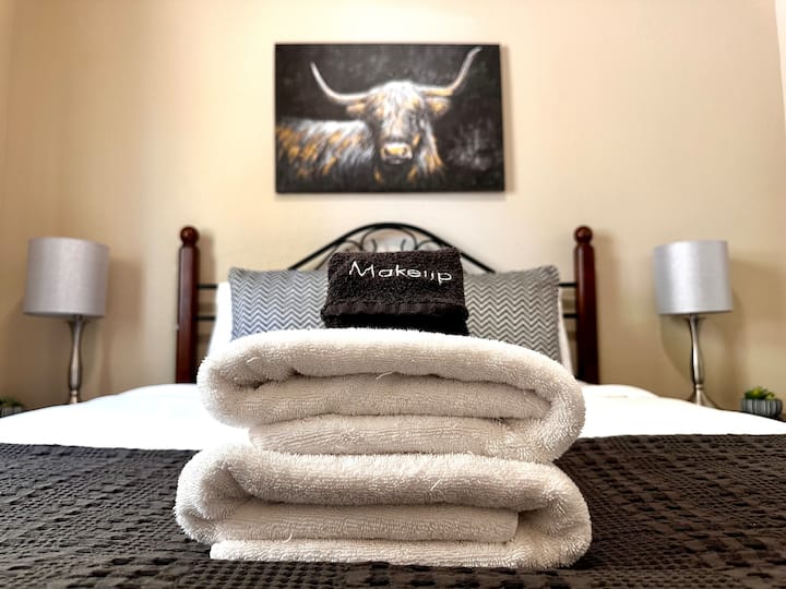 Charming 2br Cottage • Near Freeway-cul-de-sac - Eagle Point, OR