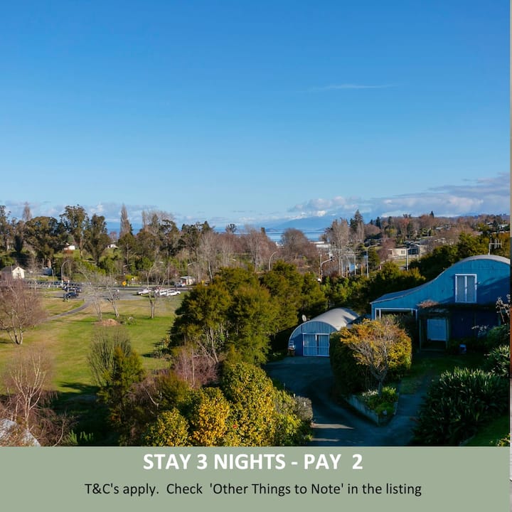 Secluded Hideaway - Great Views *No Service Fee* - Taupo