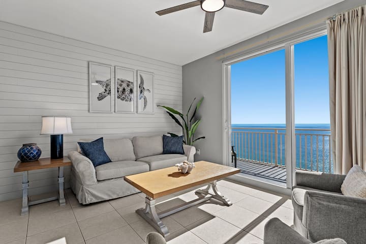Splash Penthouse | On Beach | Free Beach Chairs - Panama City Beach, FL