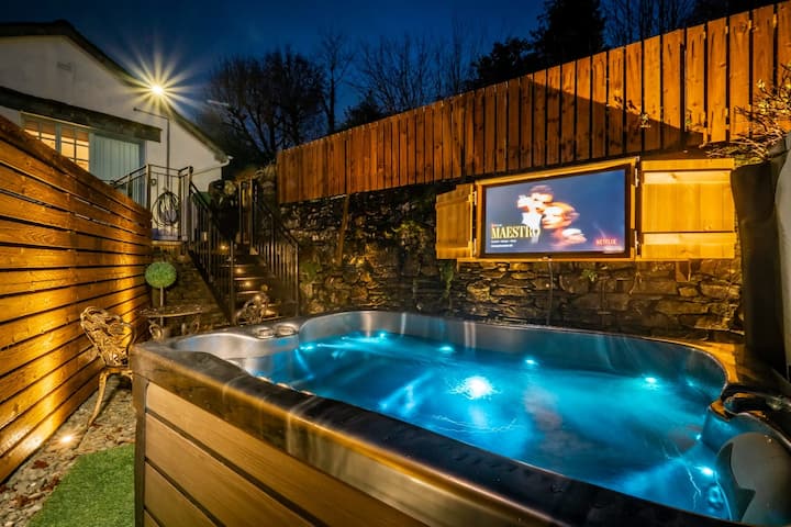 Stunning Cottage Grade 2 Parking Hot Tub + Bath - Windermere