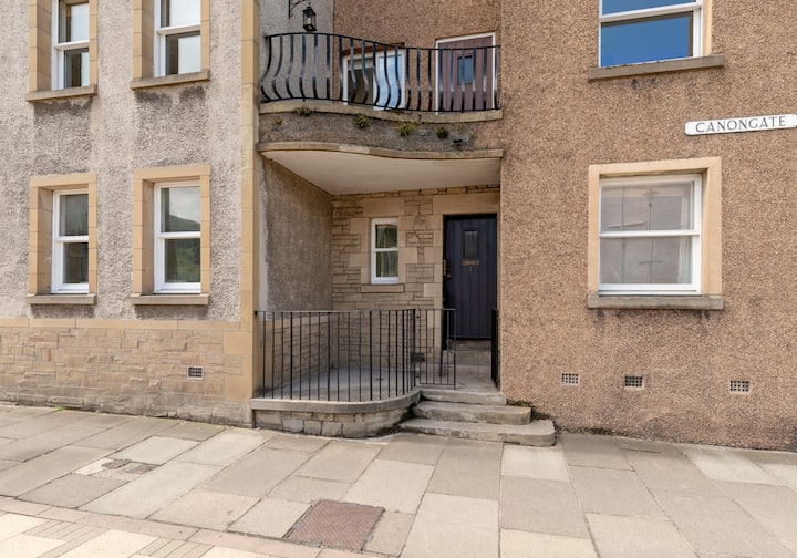 Canongate [357] - Édimbourg
