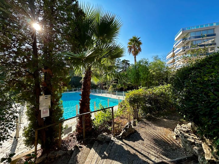 A018 Studio Spacieux Avec Vue Mer, Piscine, Garage - Cannes