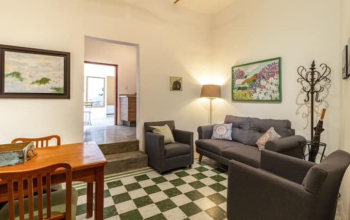 Departamento En El Centro, Terraza. Wifi+desk+a/c - Querétaro