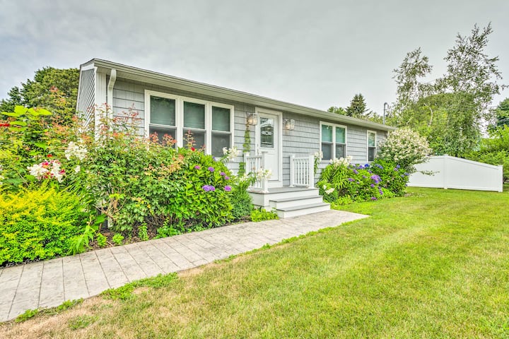 Narragansett Escape By Narrow River & Beaches - South Kingstown, RI