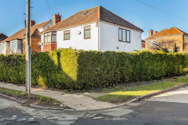 Modern, Comfortable Room With Large En-suite Bathr - York