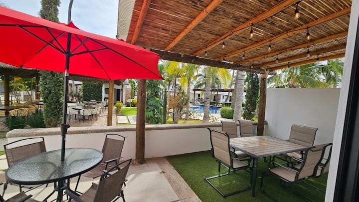Casa De Playa Frente Alberca En Palmilla - 