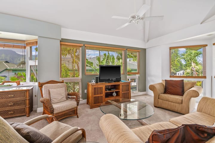 Spacious Tropical Living At Villas Of Kamalii 58! - Princeville, HI