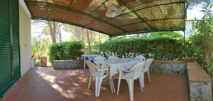 Country Apartment With 2 Bedrooms And Large Garden - Marina di Campo