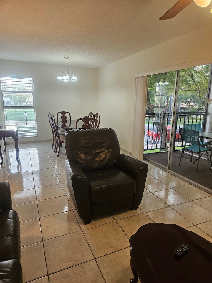 Le Cartier 207 (Str-02440) - Sunny Isles Beach, FL