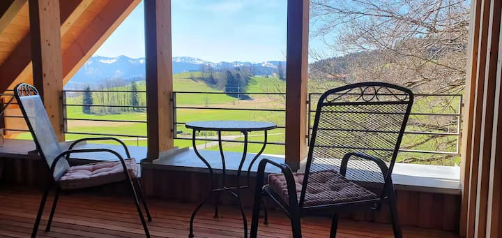 Cozy Loft With Mountain View - Stiefenhofen