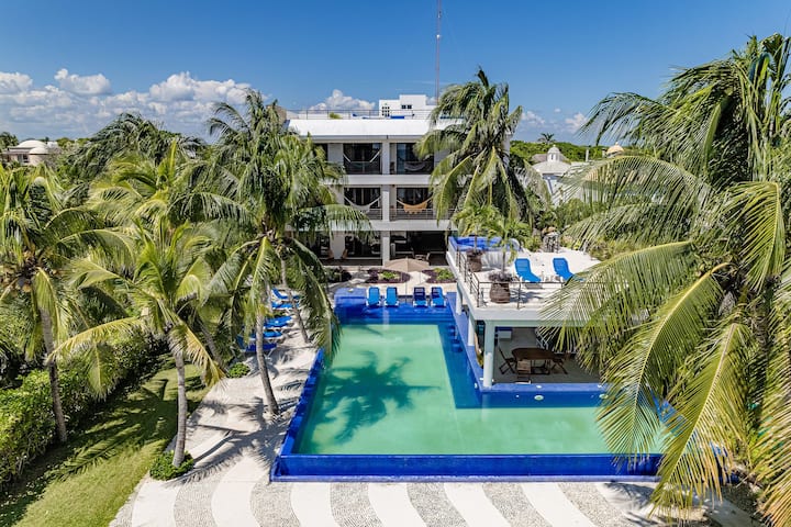 Akumal Beachfront Luxury Villa. Chef-weddings 13bd - Akumal