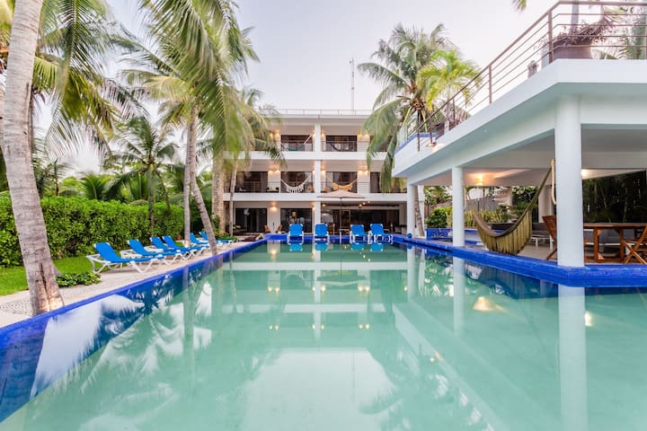 13bdr Chef Included Beach Front Weddings Retreats - Akumal