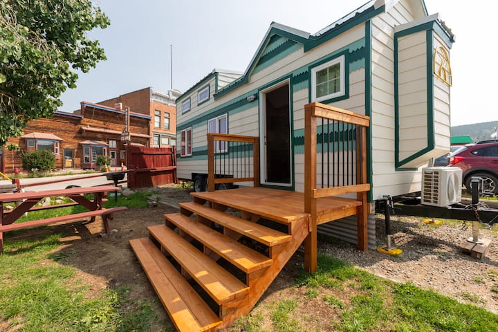 Tiny House Oakley - Downtown Tiny House Park - Leadville, CO