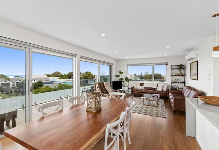 Penthouse Spectacular Ocean Views From Every Room - Ocean Grove