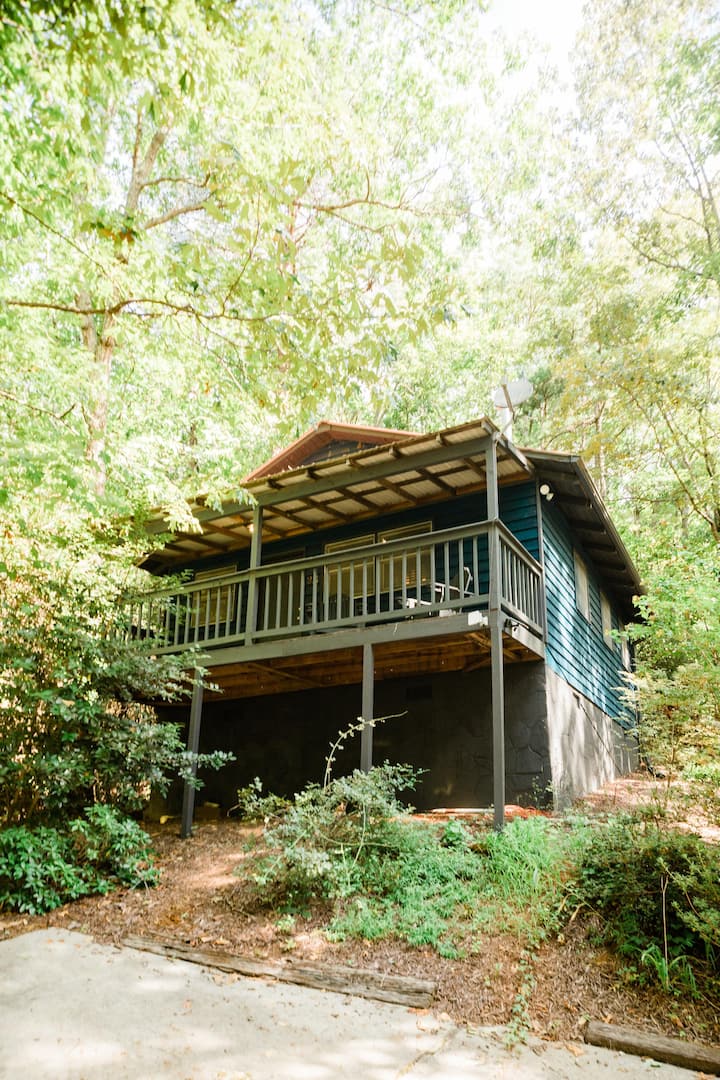 Cozy Cabin Close To Helen - Cleveland, GA