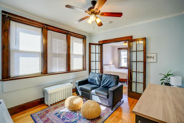 Willy St 2 Work Spaces 2 King Beds Prime Loc! - Madison, WI