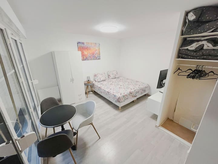 Studio Lumineux Avec Terrasse Et Parking Sécurisé - Bonneuil-sur-Marne