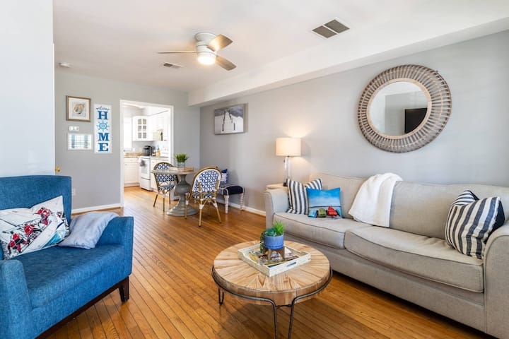 2026 Commissioning Week Promo: Book 6 Nights, Get The 7th Free - Annapolis, MD