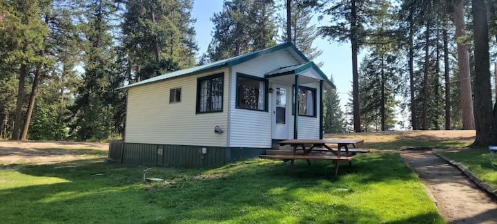 Granite Point Resort - Cottage #7 - Loon Lake, WA