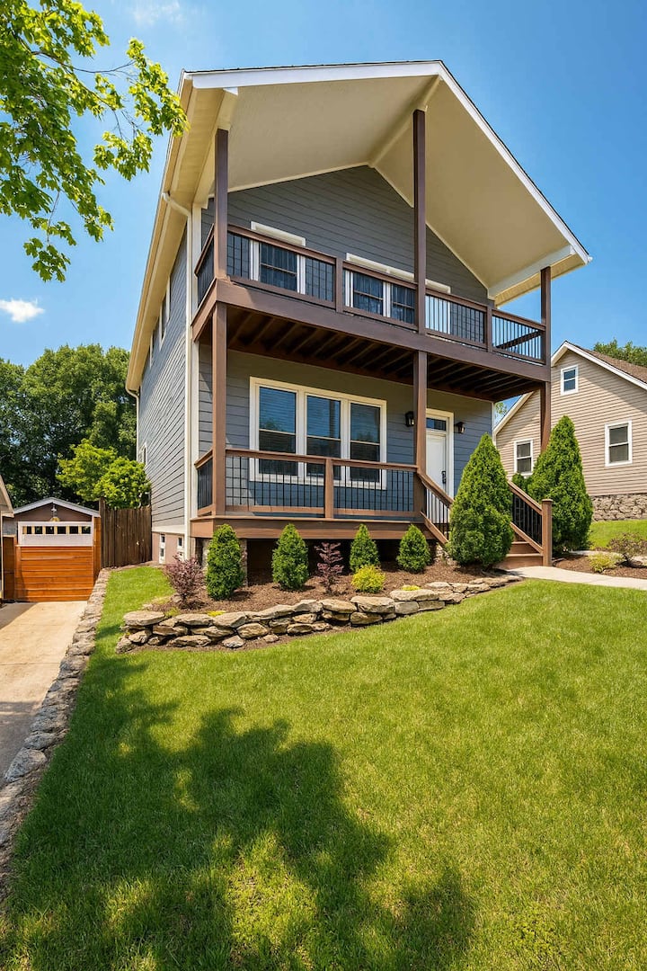 Spacious Home W/game Room+walk To Highland Yards - Nashville, TN