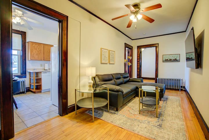 Willy St Dishwasher 65" Roku Tv Office & Bedroom - Madison