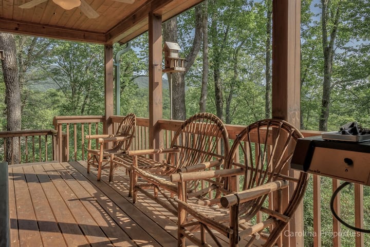 Autumn Ridge- Resort Access, Fire Pit, Peaceful - Lake Lure, NC