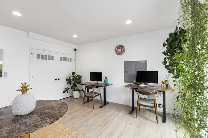 Mae's Sweet Suite - Micro Studio - 91walkscore - Bainbridge Island, WA