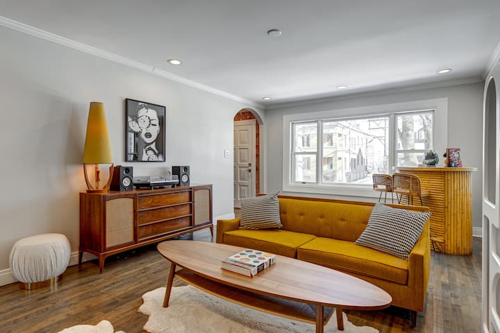 Light Filled Mid-century Modern Bungalow - Oak Park, IL