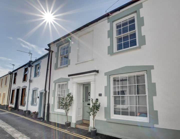 Beautiful House In Bideford On Peaceful Street - Westward Ho!