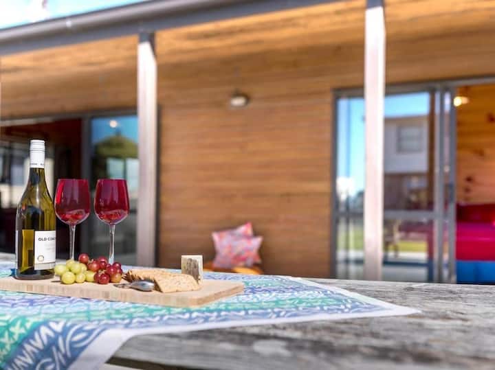 Puriri Beach Pad With Direct Beach Access - Tauranga