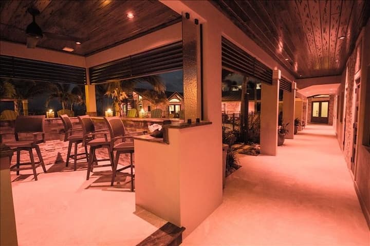 The Rod And Reel Resort-beach Front Luxury For 30! - Bradenton Beach
