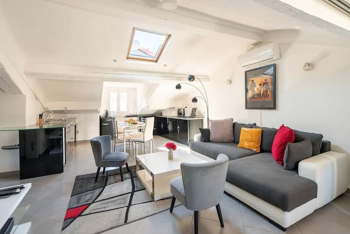 Superbe 3 Pièces En Plein Cœur De Cannes - Plage de Cannes