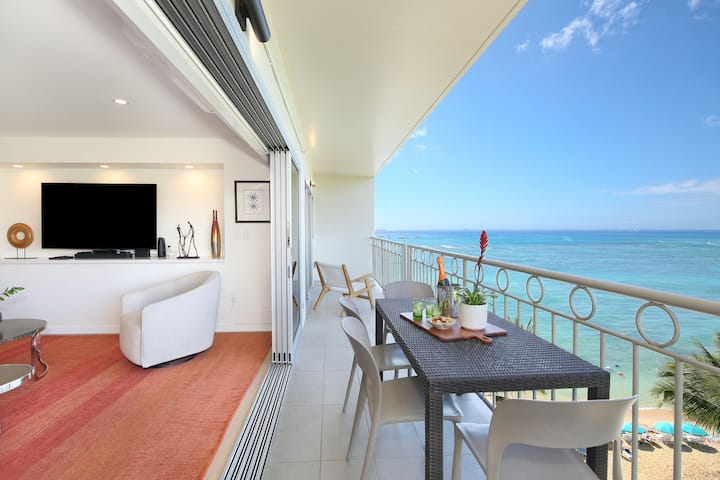 Luxury Ocean View 2 Bed/2 Bath - Waikiki Shore 702 - Honolulu, HI